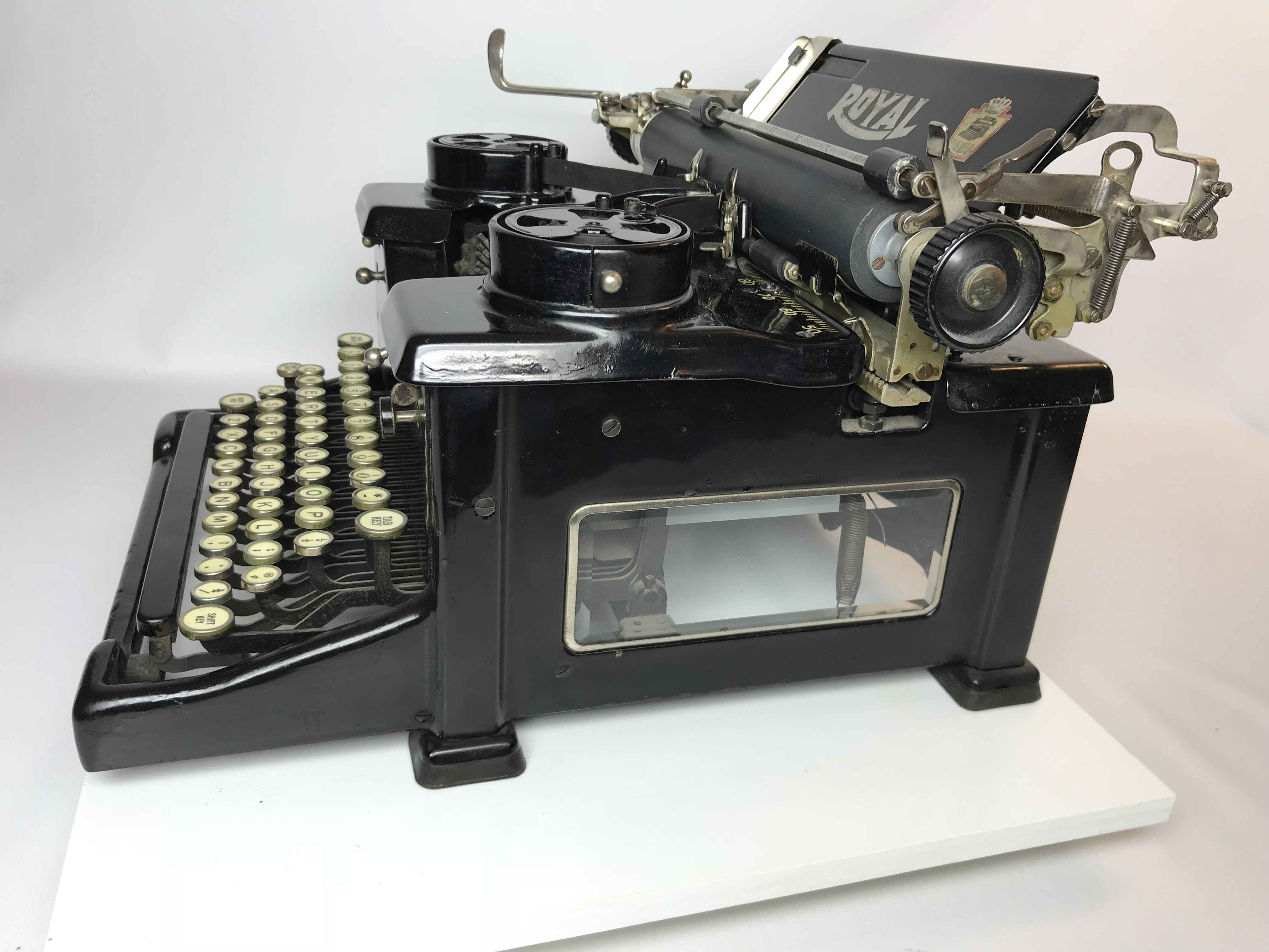 Introduction | The Golden Age of Typewriter Evolution: 1870 to 1970